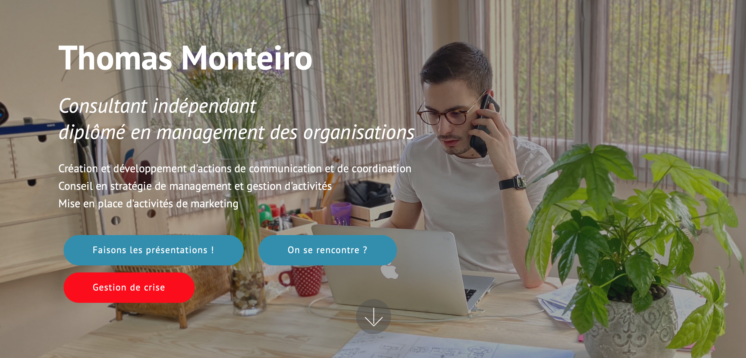 Cabinet ComStrateg by Thomas Monteiro